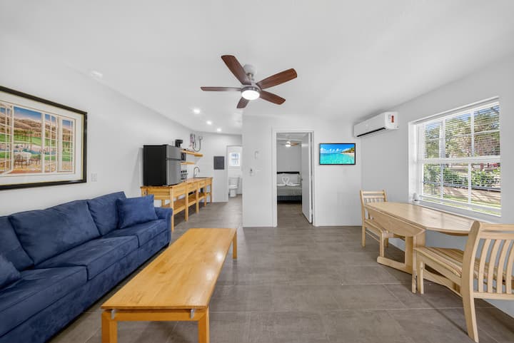 Resort Studio • Minutes To Downtown & Beaches - Naples, FL