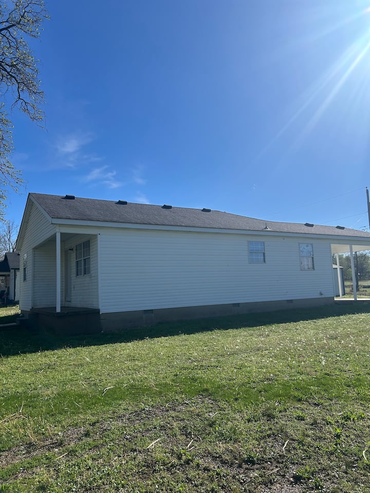 Northside Bungalow - Joplin, MO