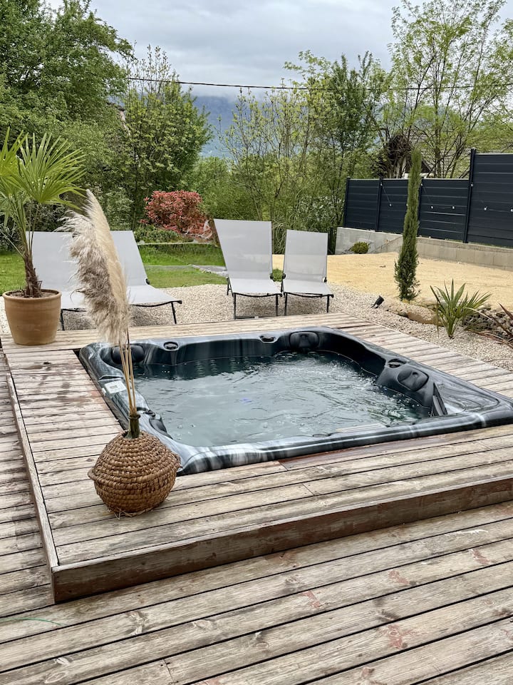 Villa Tout Confort : Spa, Entièrement Climatisée - Aix-les-Bains