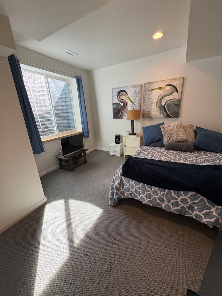 12 Mins To Boulder And Bus Stop. Trails All Around - Erie, CO