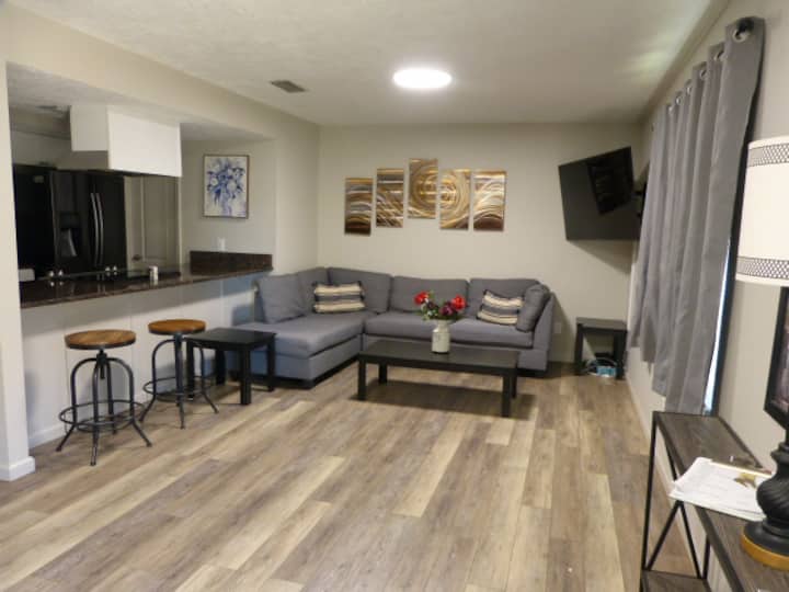 Robin's Nest-cute Apt In Ne Clovis 2 Bd 1.5 Bath! - Clovis, NM