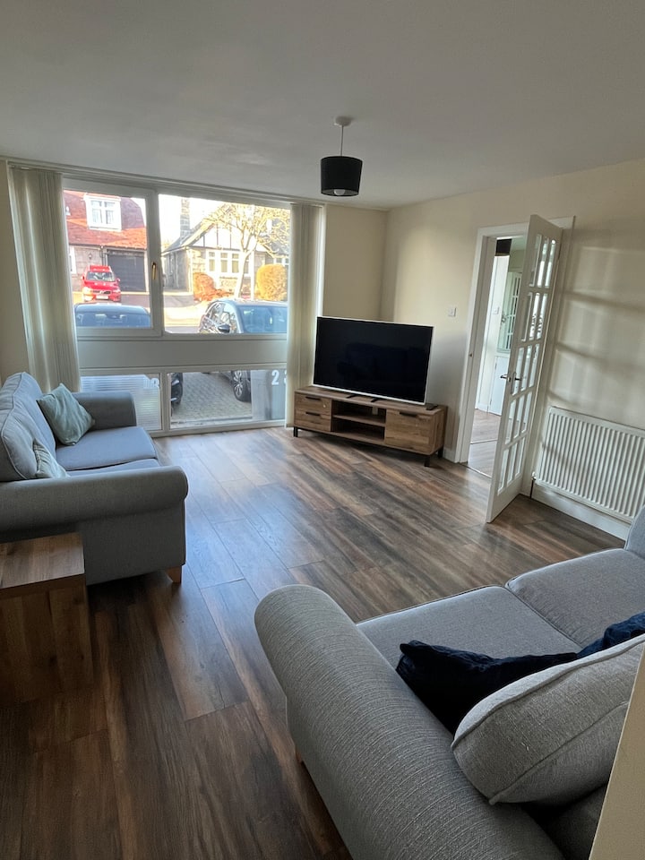 3 Bed Home In Prestigious West End - Aberdeen