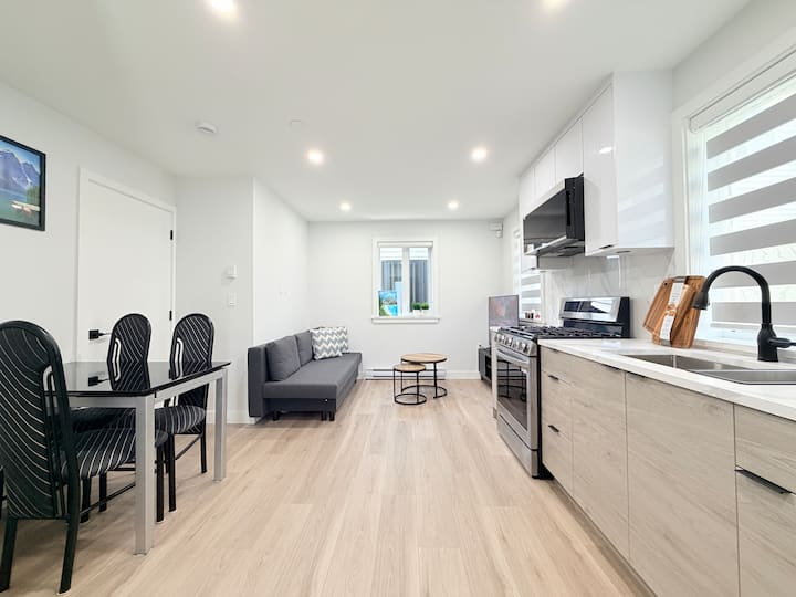Euclid Comfort 2br | Prime Vancouver Stay - Vancouver