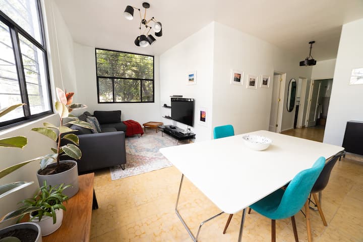 Iluminated 2 Bedroom Apartment On First Floor - Aéroport international de Mexico (MEX)