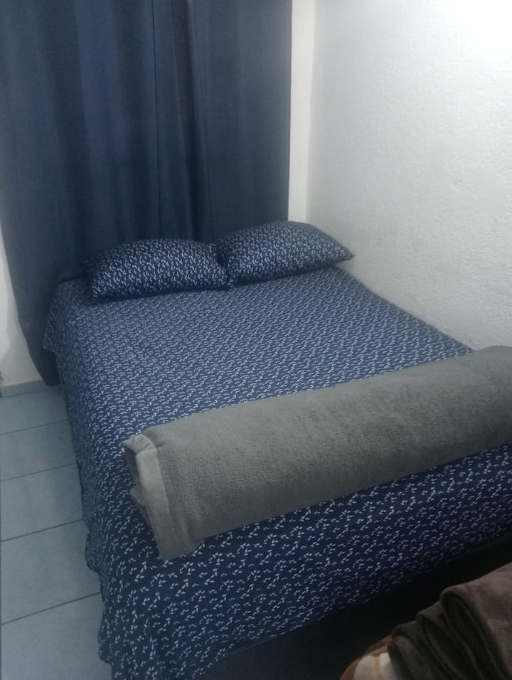 Frente A Torres Médicas Y Anáhuac Grupos Grandes - Puebla