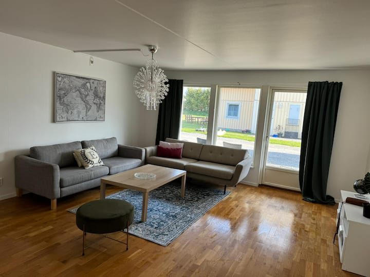Stor Lägenhet På 102kvm I Torslanda Göteborg. - Göteborg