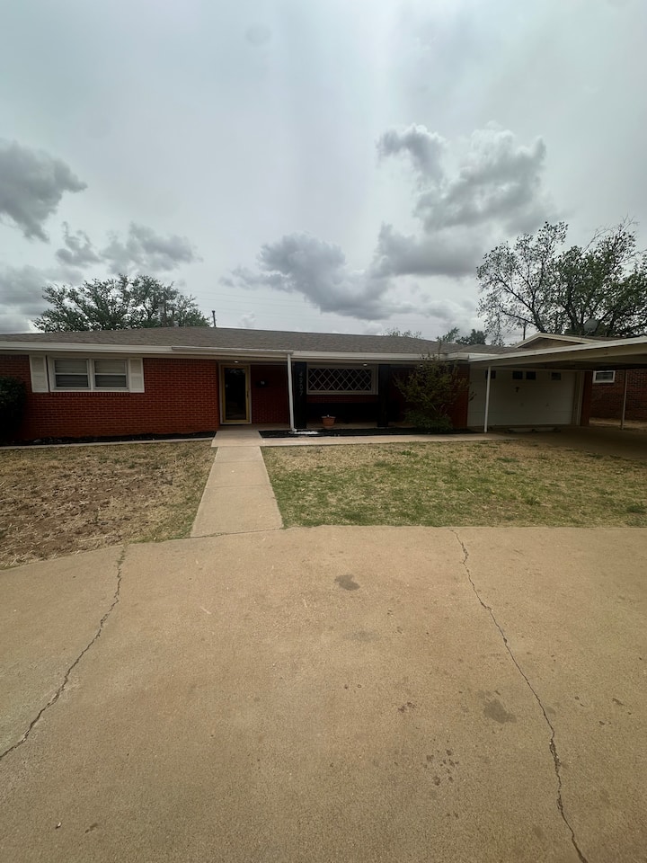 4br Family Home In Centralized Location - Lubbock, TX