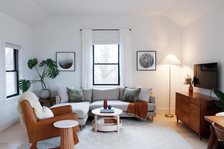 Modern Ithaca Farmhouse - Ithaca, NY