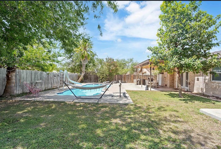 Quiet & Spacious Home – Ideal For Extended Stays - Del Rio, TX