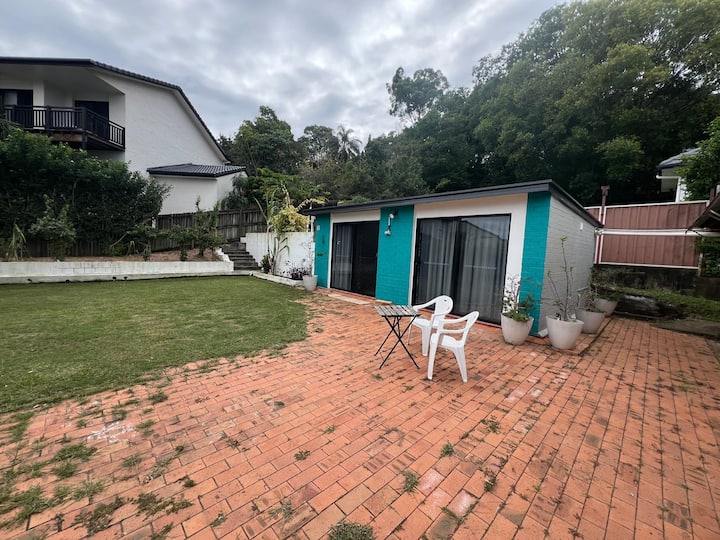 Rare Find! Private Granny Flat In Prime Area - Brisbane