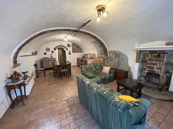 La Casa Nella Roccia - Gran Sasso