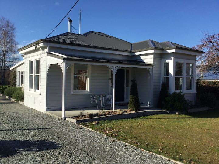 Denmark Street Cottage - Fairlie