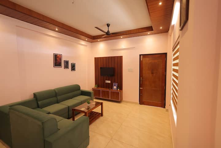 Green Suites|2bhk|happifistays|kazhakootam - 