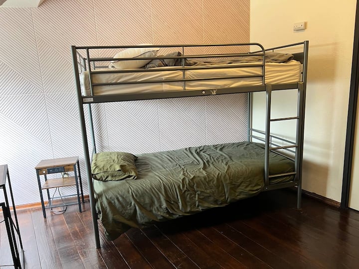 Shared Room For 2 People (Startup House) - Palo Alto, CA