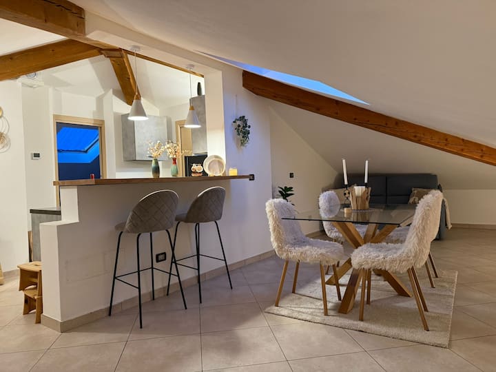 Cozy Mansarda - Caspoggio