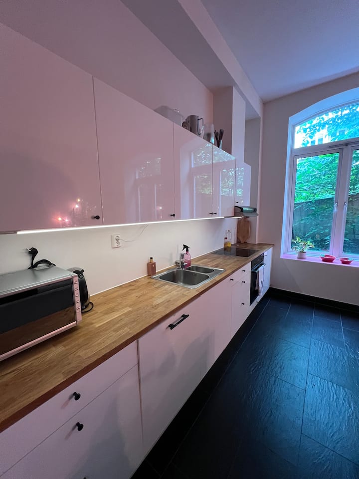 Koselig 2 Rom + Hems I Leilighet På Gamle Byen! - Oslo