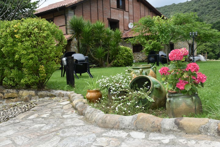 Casa Para 15 Con Jardín, Piscina Y Columpios - San Vicente de la Barquera