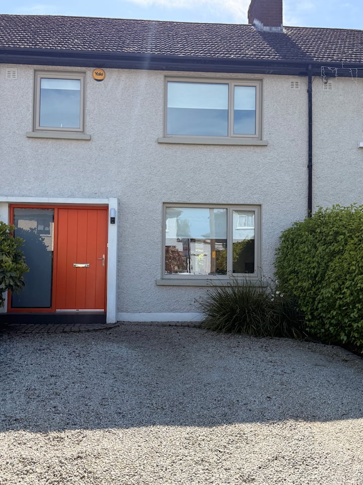 3 Bedroom House Beside Phoenix Park, Dublin 7. - Dublin