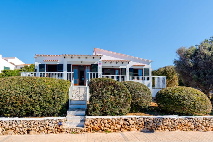 Ocean Views House, Ideal For Families - Binibeca