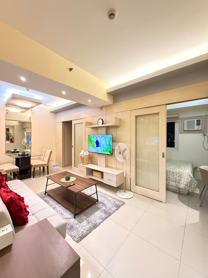 Modern 2br Staycation • 8 Guests • Netflix • Ps4 - Manila