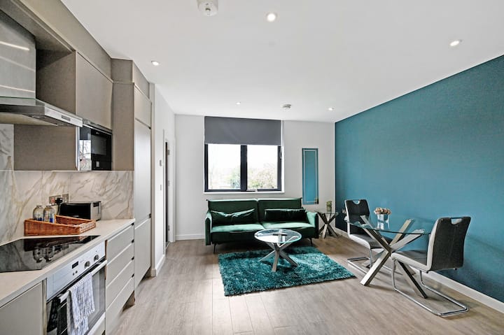 Station Walk Beautiful Stay | Cmk | Free Parking - Milton Keynes