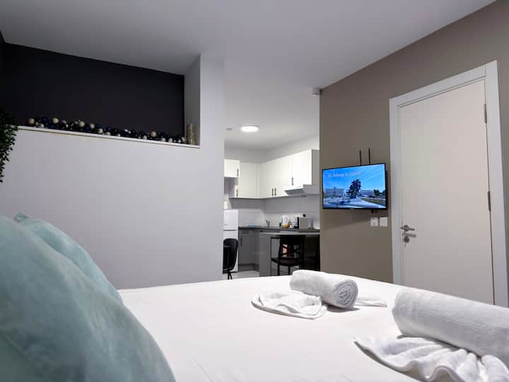 D'suites - Queen Studio Apartment - Malta