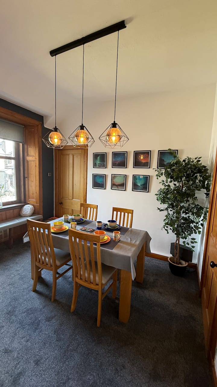 Spacious Victorian Flat In Central Dunfermline. - Dunfermline