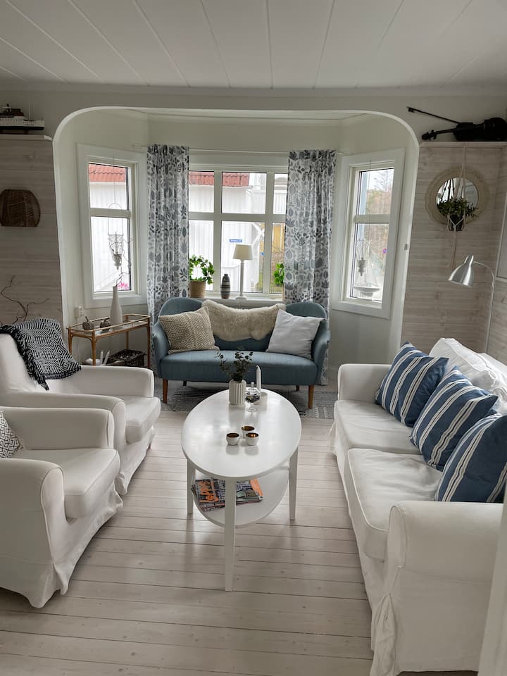 Hyr Vårt Drömboende Centralt I Kungshamn, Sotenäs! - Kungshamn