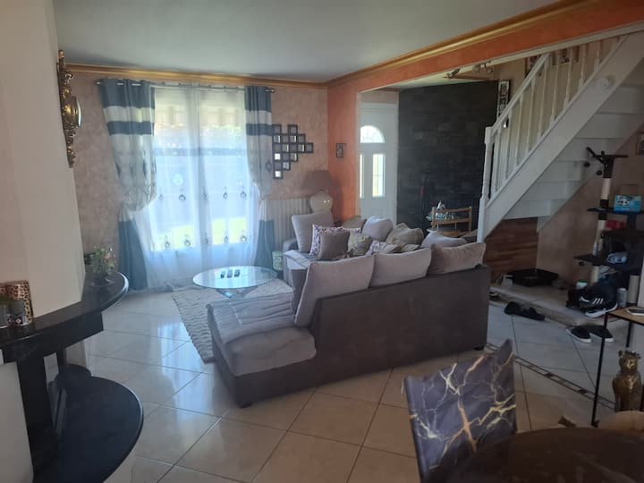 Maison Grand Prix De France Moto, 24h00 Auto. - Arnage