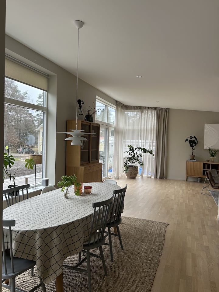 Stor Enplansvilla - Göteborg Landvetter Airport (GOT)