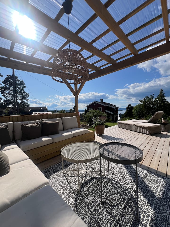 Privat Hage, Sjøutsikt, Utekjøkken Nær Strand & By - Oslo