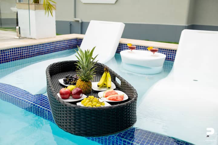 Solara Retreat Luxury Manor - Montego Bay