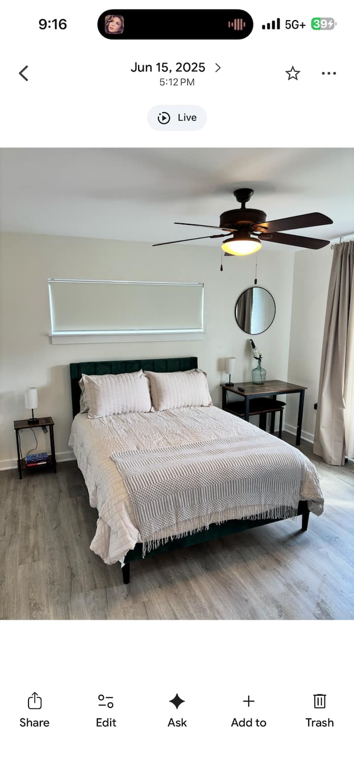 Cozy Dreams Studio - Hendersonville, NC