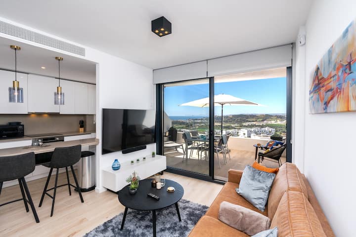 One80 New Modern Apartment With Amazing Views - Estepona