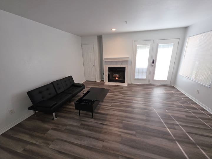 North Dallas Clean, Spacious 1 Bedroon Apartment. - Northwood Hills - Dallas