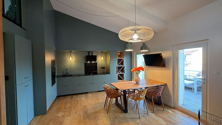 Duplex Proche Plage Port Terrasse / Clim / Parking - La Ciotat