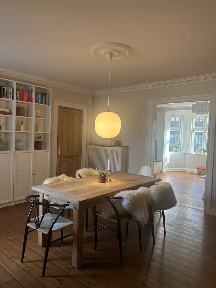 Central Lejlighed - 150 Meter Fra Aarhus Banegård - Aarhus