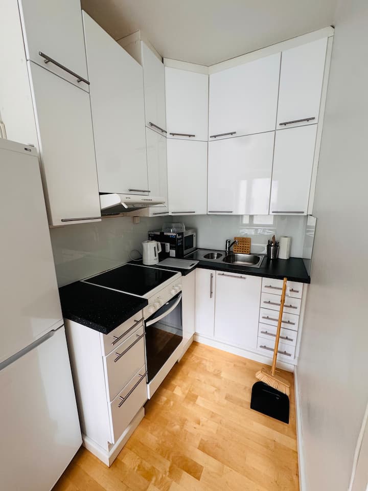 Lifht-filled Studio Flat In A Prime Location - Helsinki