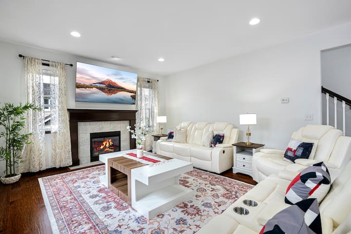 R4: Rainer Villa, Main For W Full Bath- 5br - 倫頓