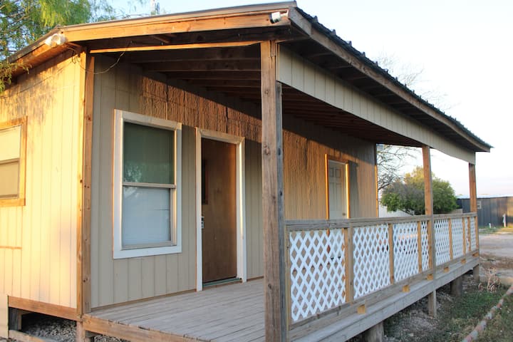 A Dorm #6 - Casa Blanca, TX