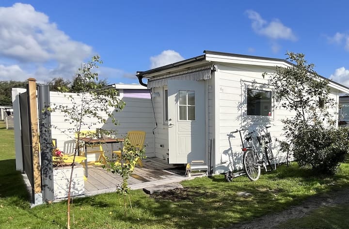 Nybyggd Badstuga Ett Stenkast Från Skrea Strand - Falkenberg