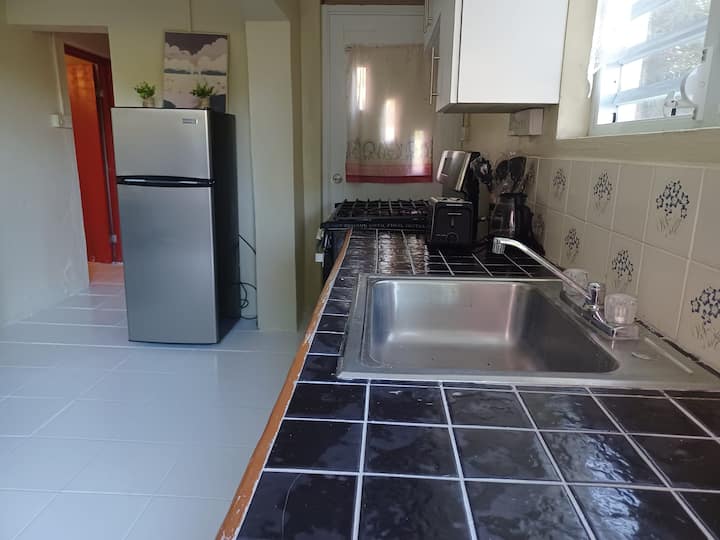 Daily Spot - Tranquil Two-bedroom Apartment - Montserrat