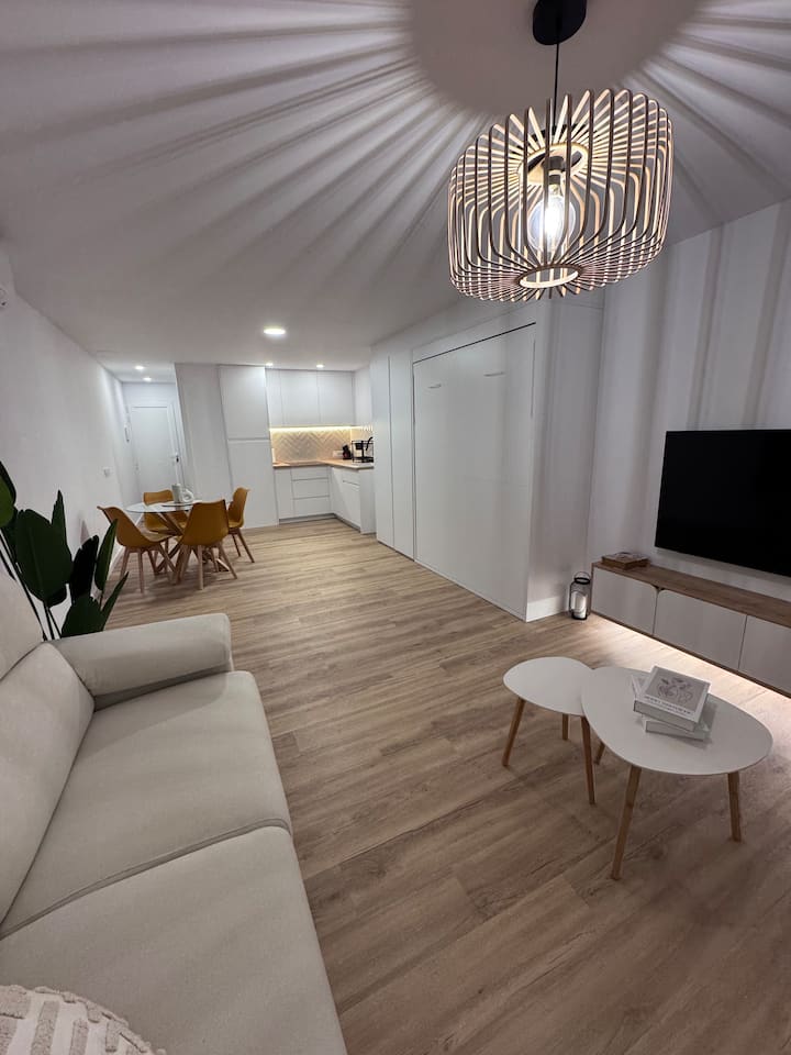 Aloha Suite Peñismar
Moderno Estudio Climatizado. - Benicarló