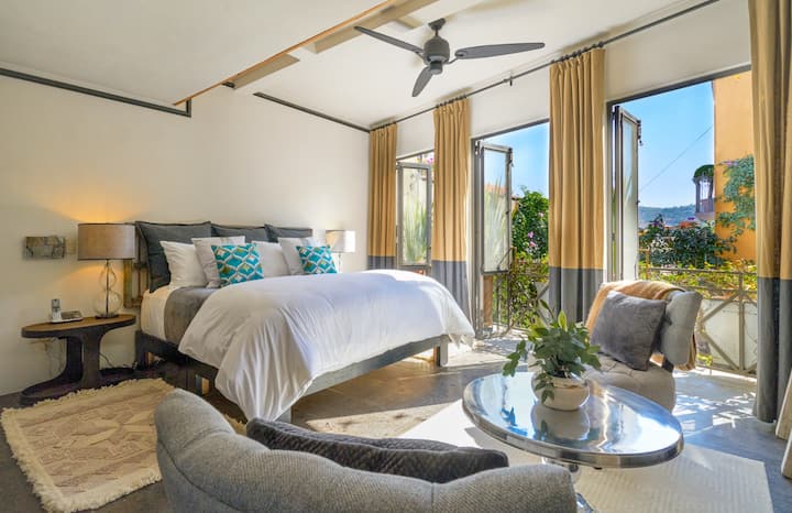 Luxury Home With Rooftop Views, Walk To Centro - Mexico