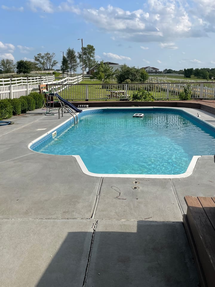 Lakeside Former B&b In Kc Area - Aspen Lake, Lathrop