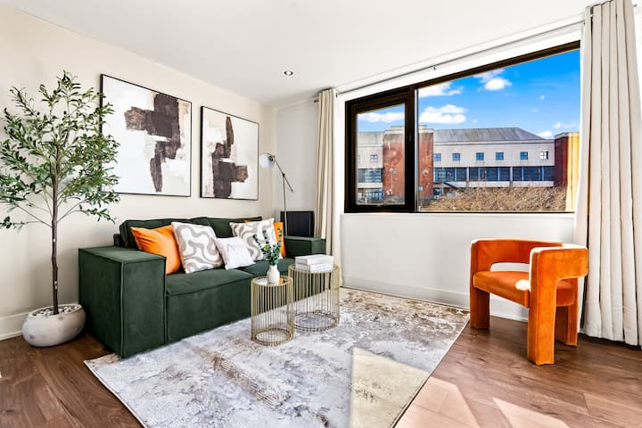 Arena City Centre - Free Parking Balcony & Netflix - Birmingham