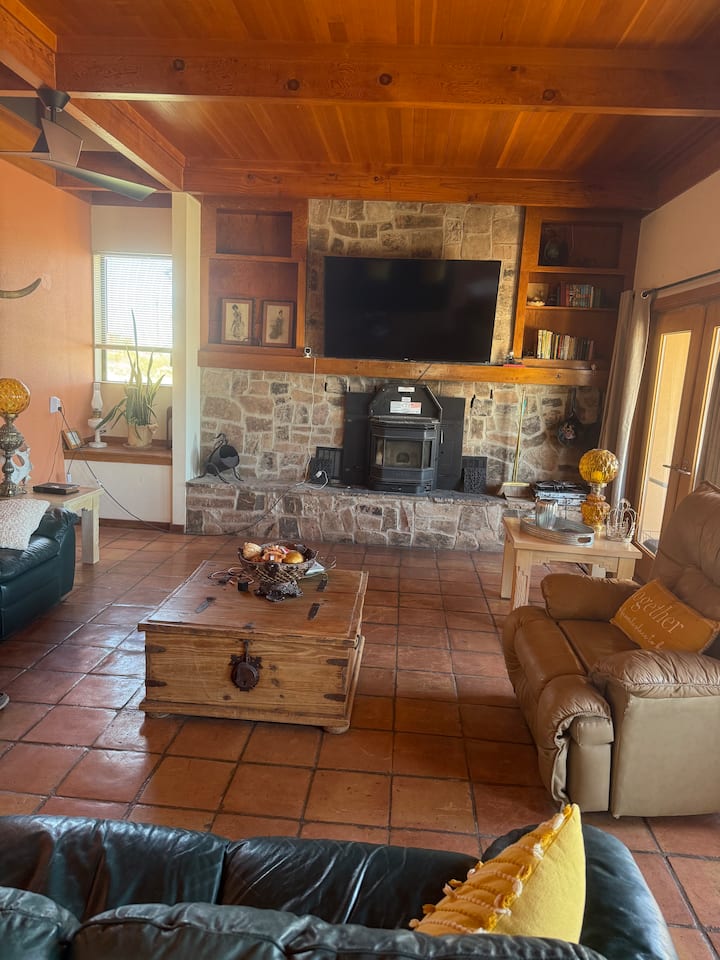 7 Kings Casa - Truth or Consequences, NM