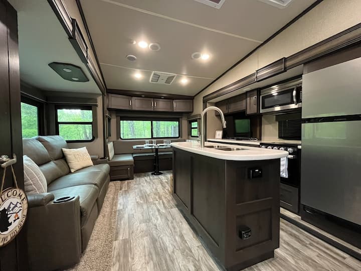 The Mountain Nook - Relaxing Rv Stay - Townsend, TN