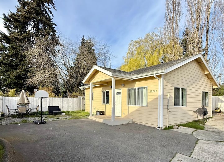 A Peaceful Place Where You Can Relax. - SeaTac, WA