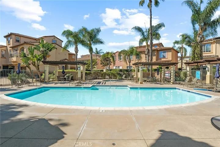 Carlsbad : Great Location Close To Beach/legoland - Carlsbad, CA